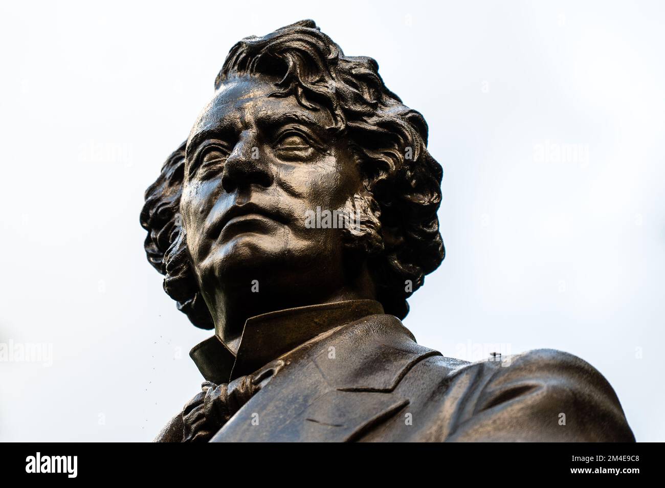 Standing jefferson statue hi-res stock photography and images - Alamy