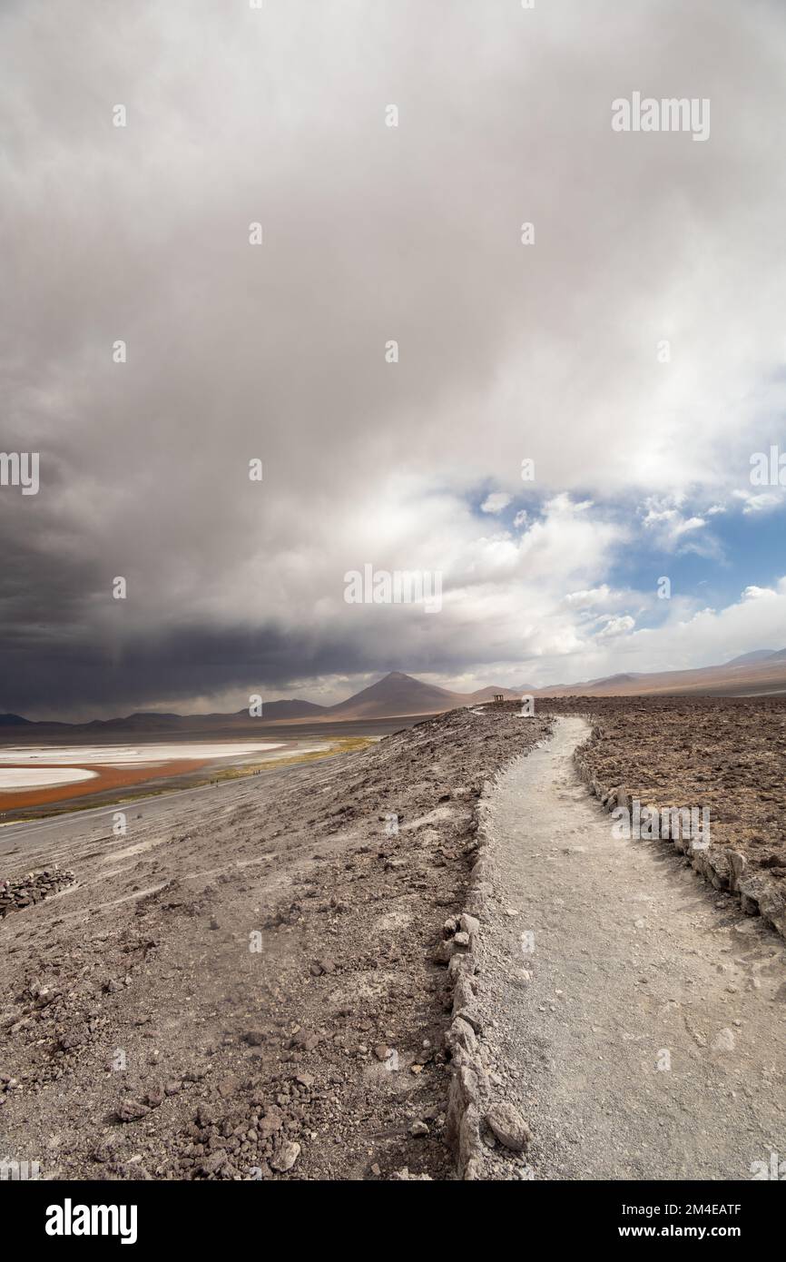 tourist destination with mountains in the background, natural scene ...
