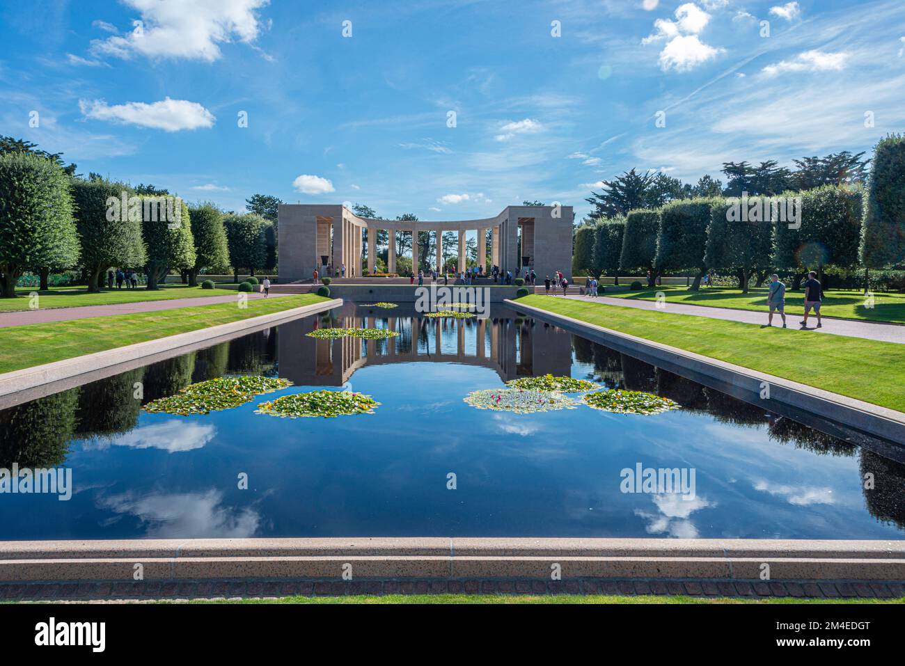 Reflecting pool with the US Normandy Military Cemetery in the ...