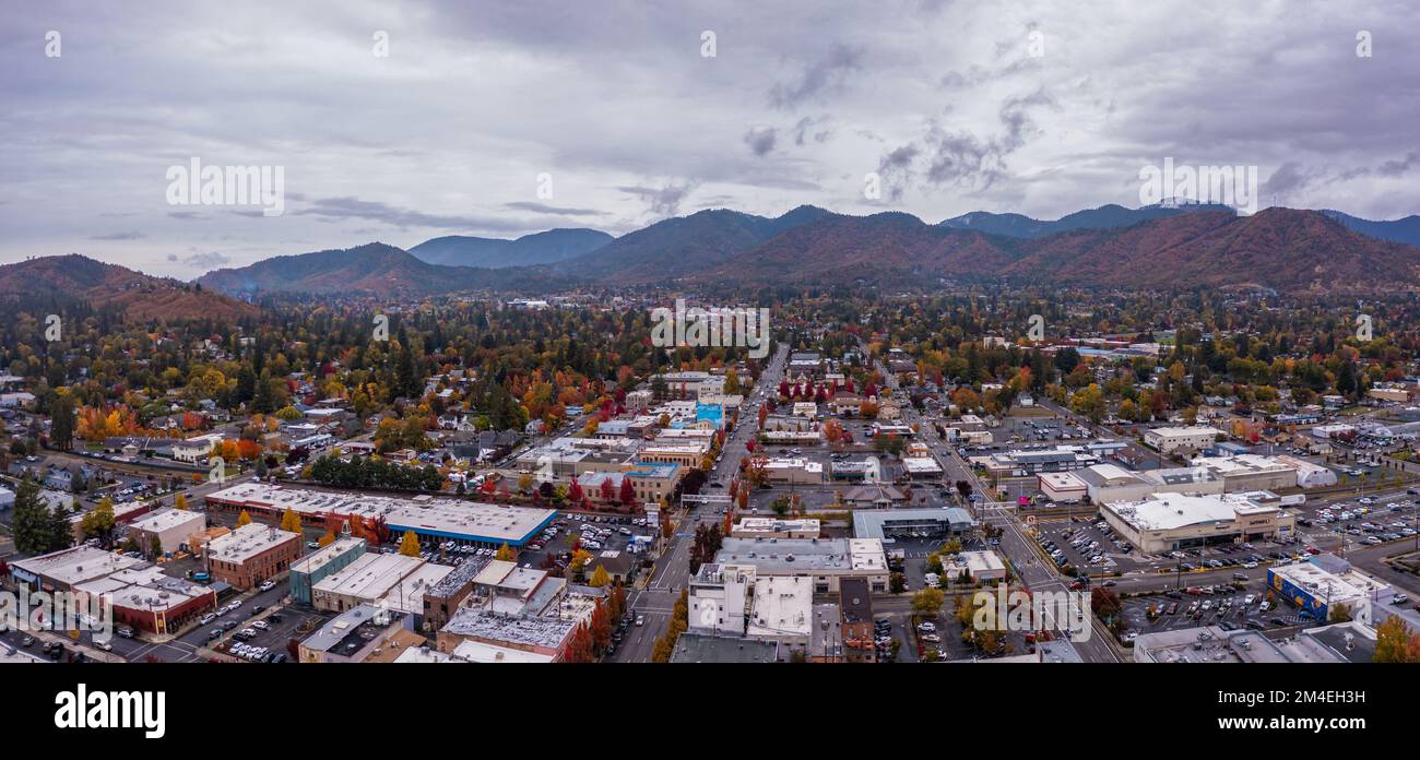 Panorama of Grants Pass, Oregon, USA Stock Photo - Alamy