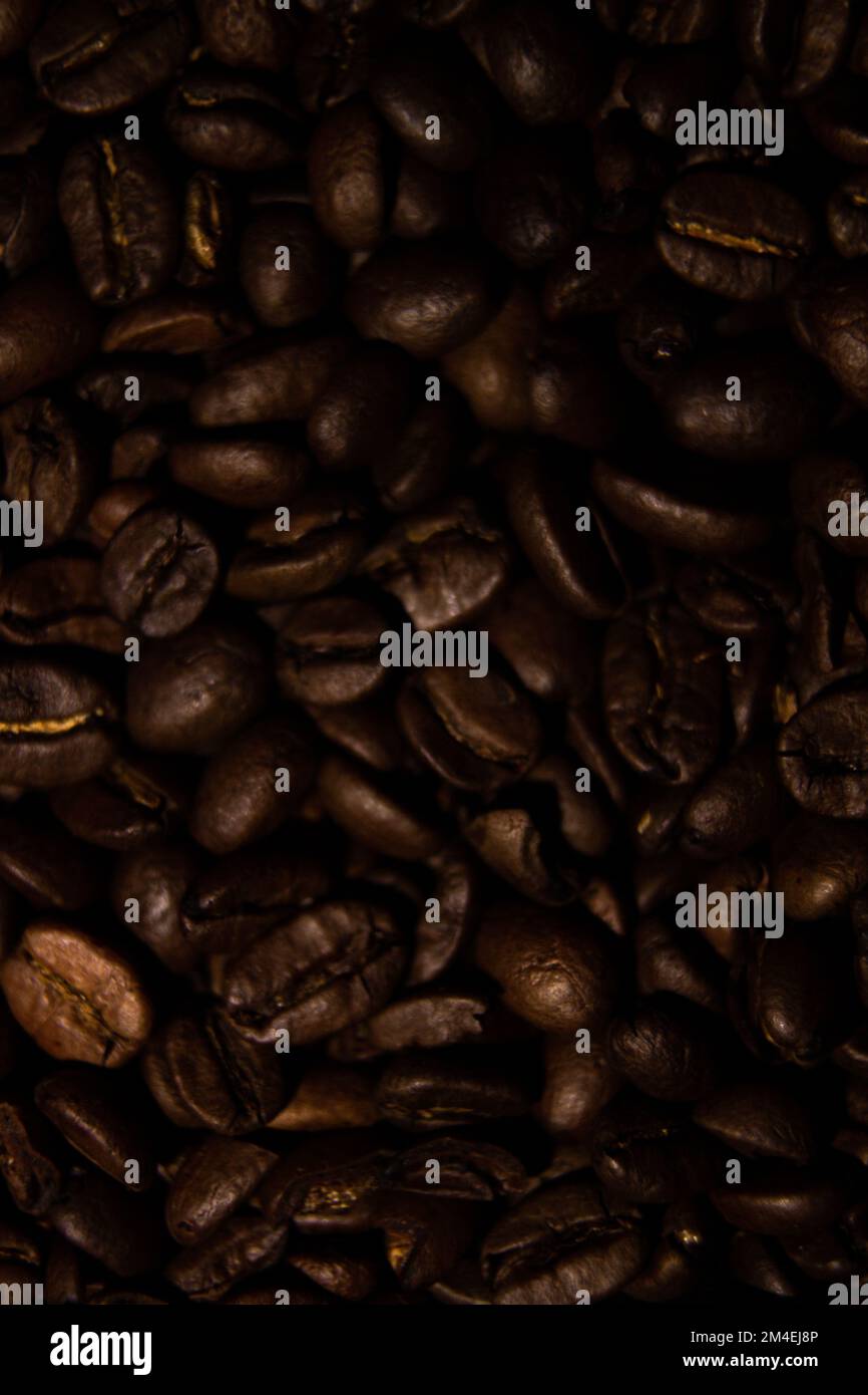 Coffee beans close up. Lots of coffee beans Stock Photo - Alamy