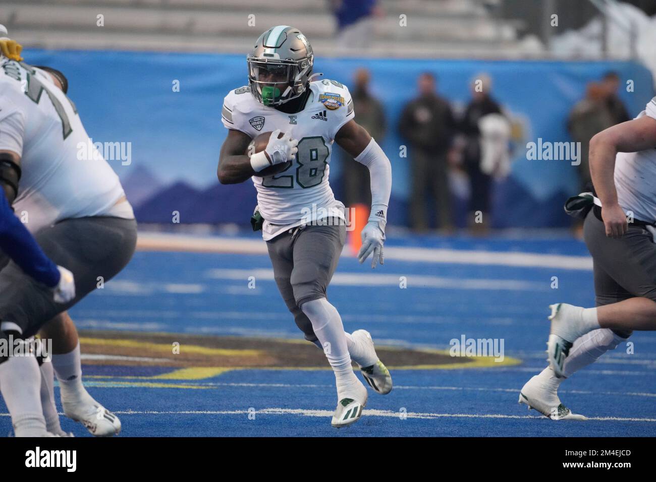 NCAA Football 20 2022 Potato Bowl: Eastern Michigan running back Jason ...