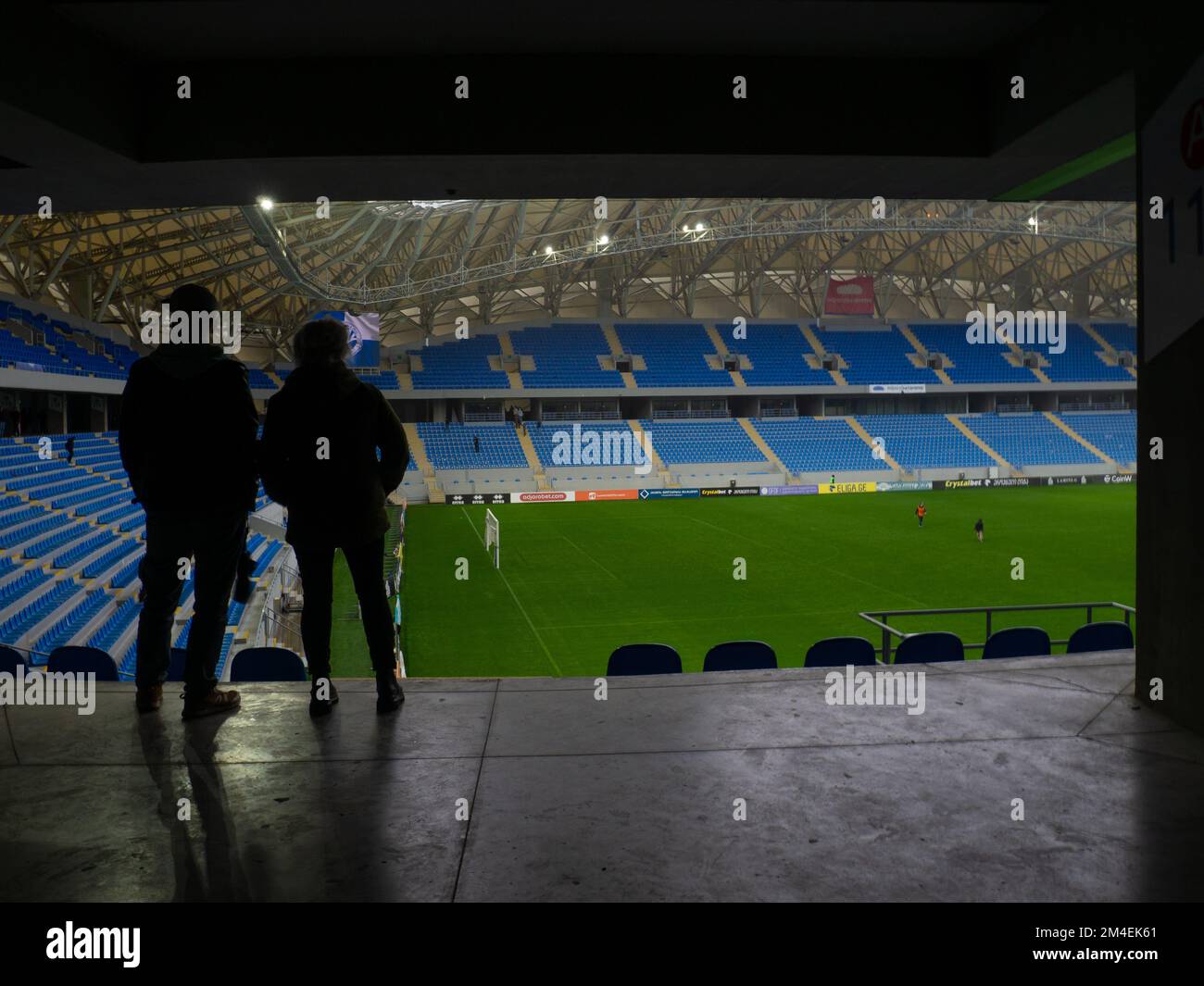 Silhouette tunnel stadium hi-res stock photography and images - Alamy