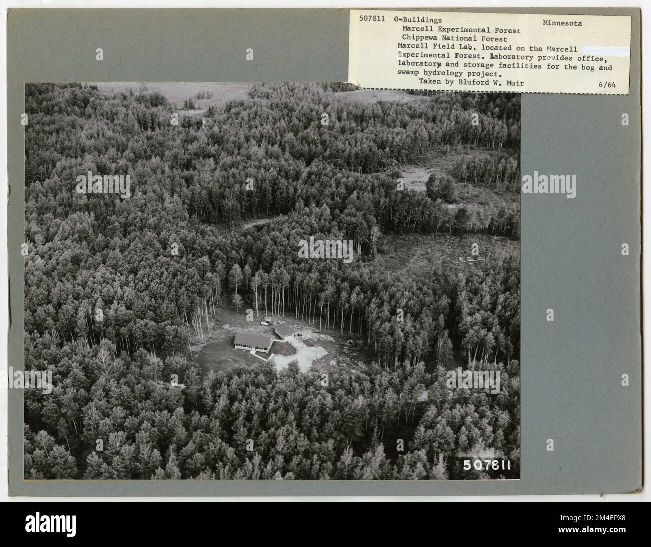 Administrative Structures - Minnesota. Photographs Relating to National ...
