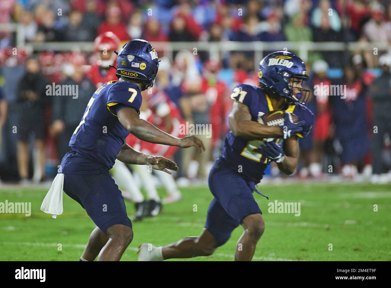 Florida, USA. 20th Dec, 2022. College football players during the ...