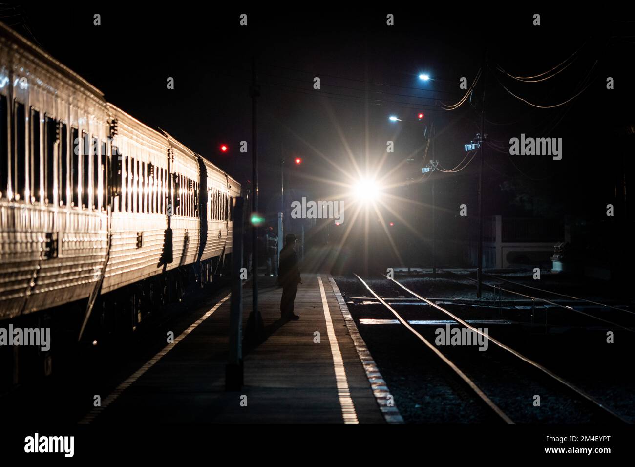 Chaing Mai, Bangkok, Thailand. 21st Dec, 2022. A traveler is seen on ...