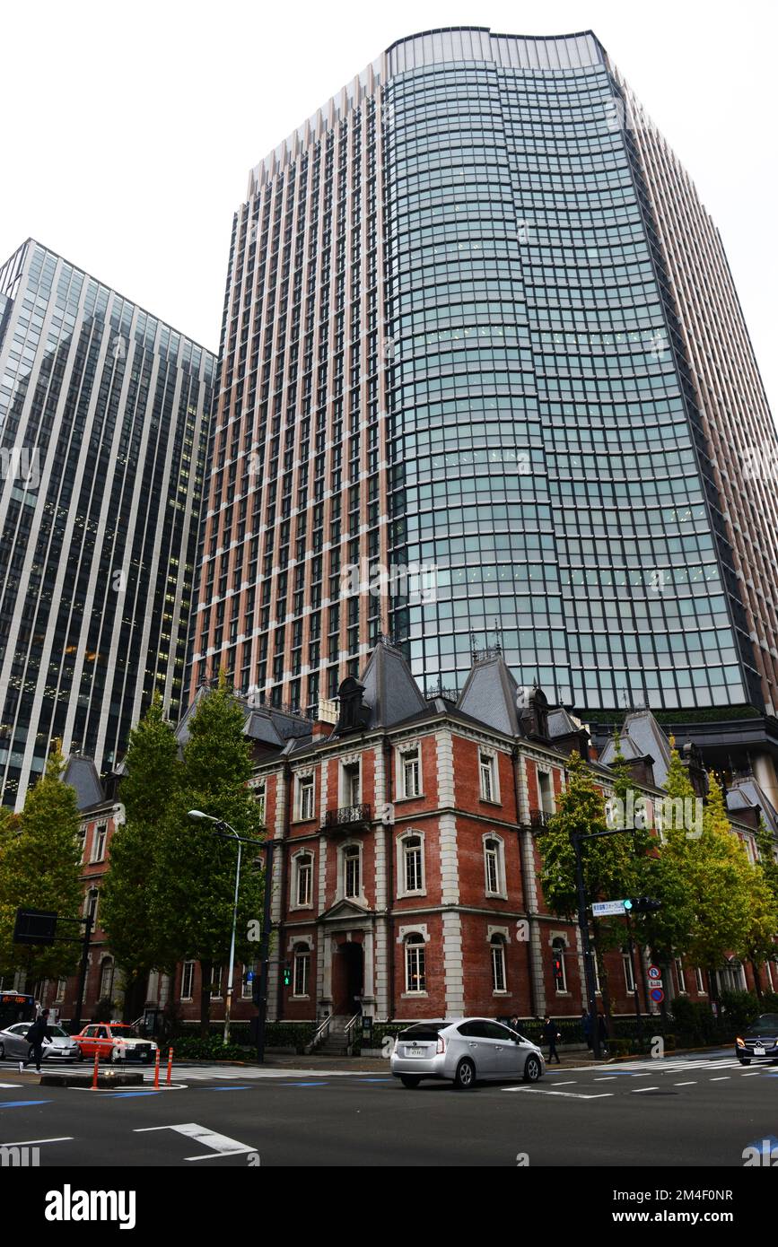 Marunouchipark building in Chiyoda, Tokyo, Japan Stock Photo - Alamy
