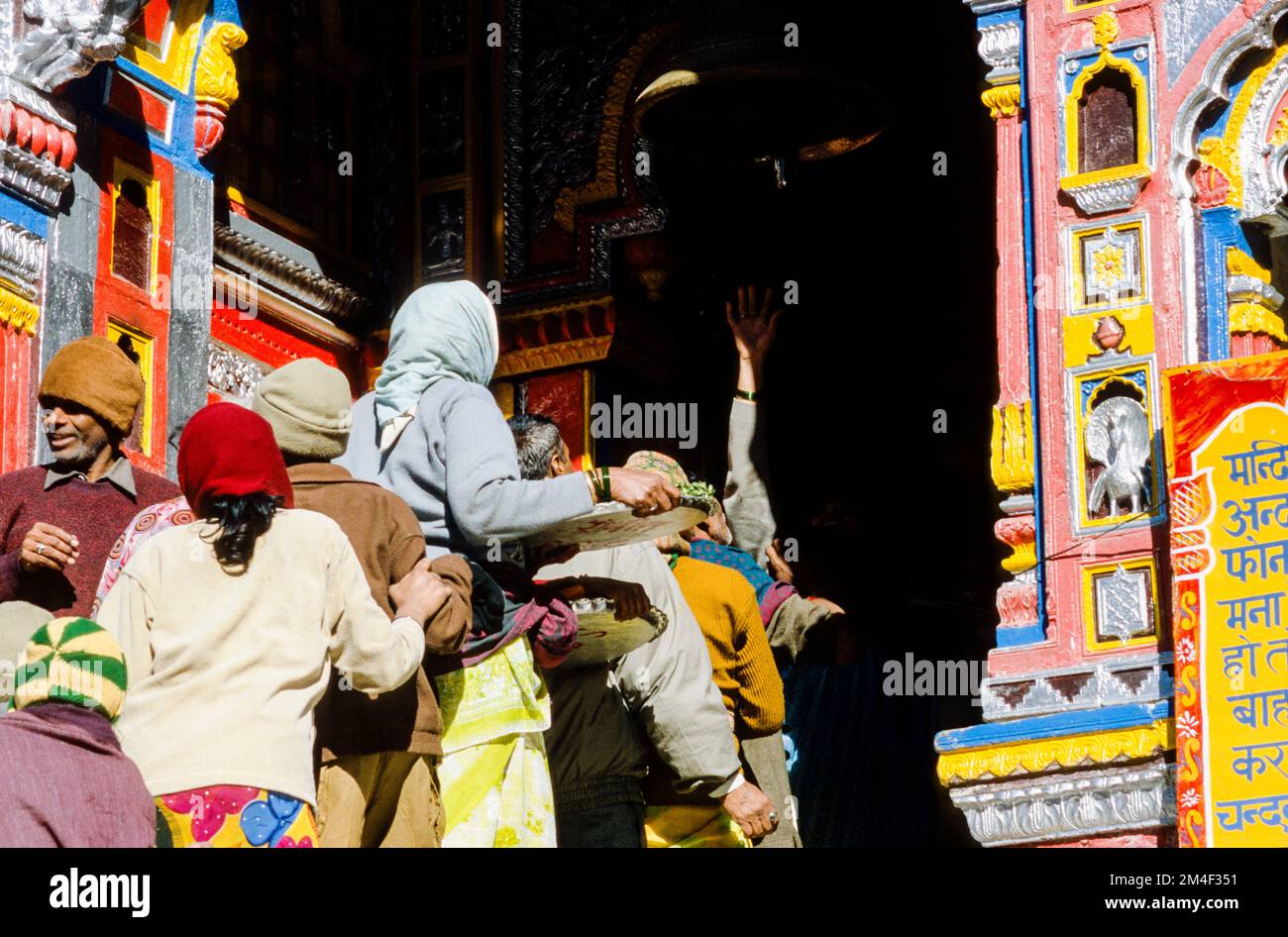 Badri Narayan, the temple of Badrinath, attracts hundredthousands of ...