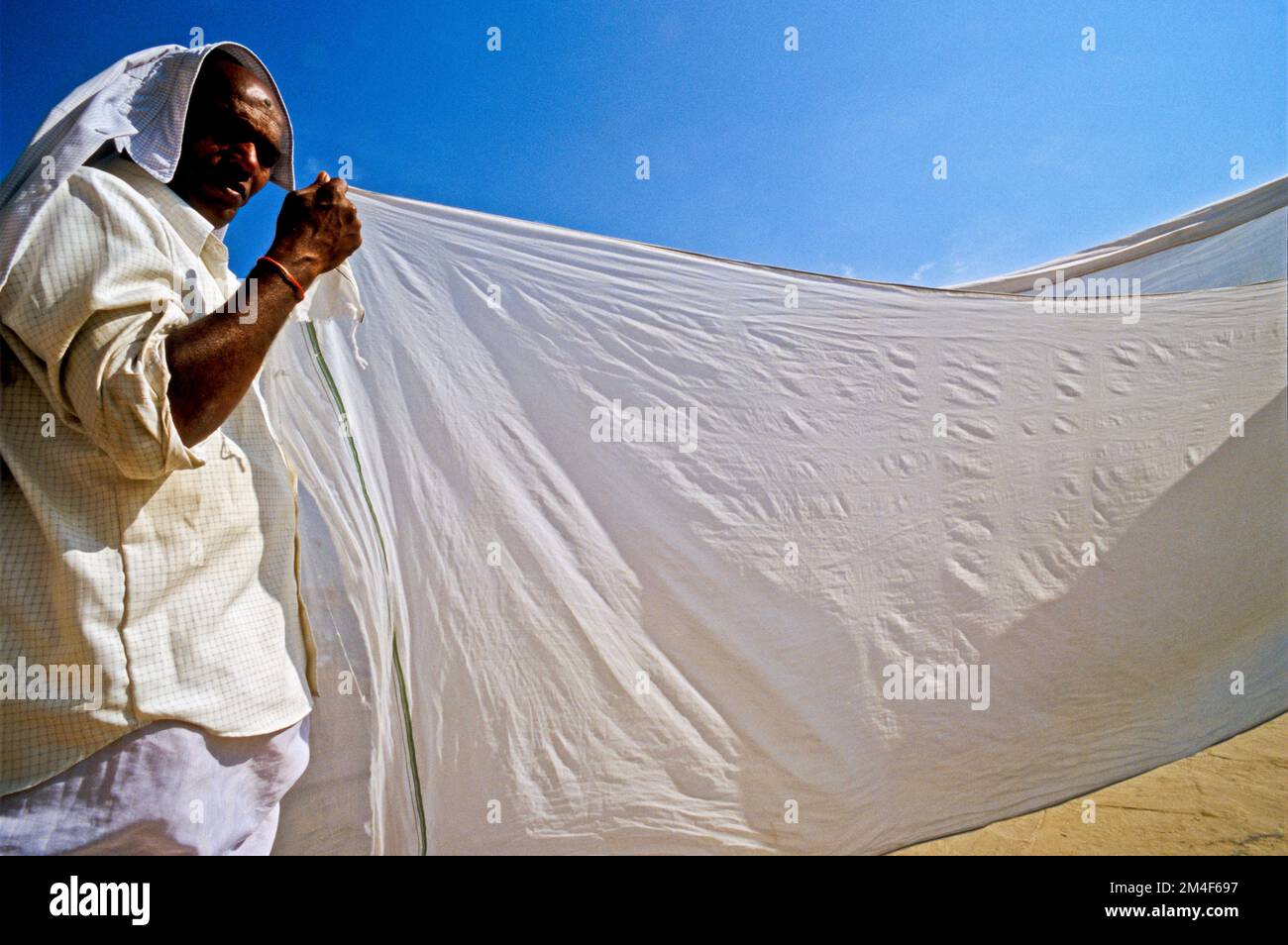 Drying winds hi-res stock photography and images - Alamy