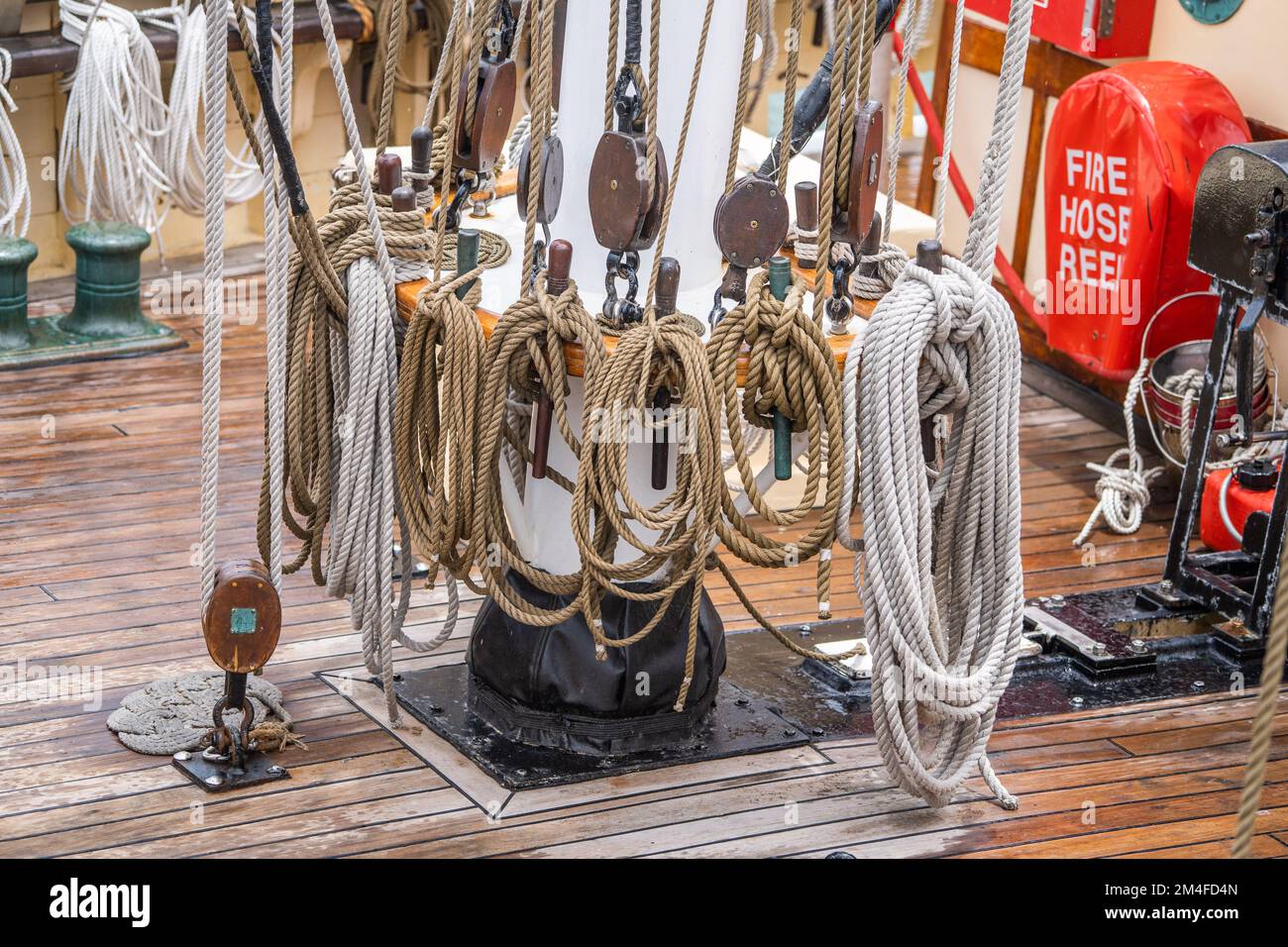Ropes and pulleys on sailing ship Stock Photo - Alamy