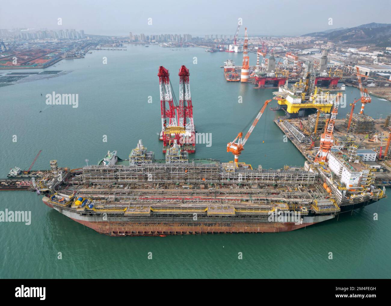 YANTAI, CHINA - DECEMBER 20, 2022 - Multiple large-scale ship ...