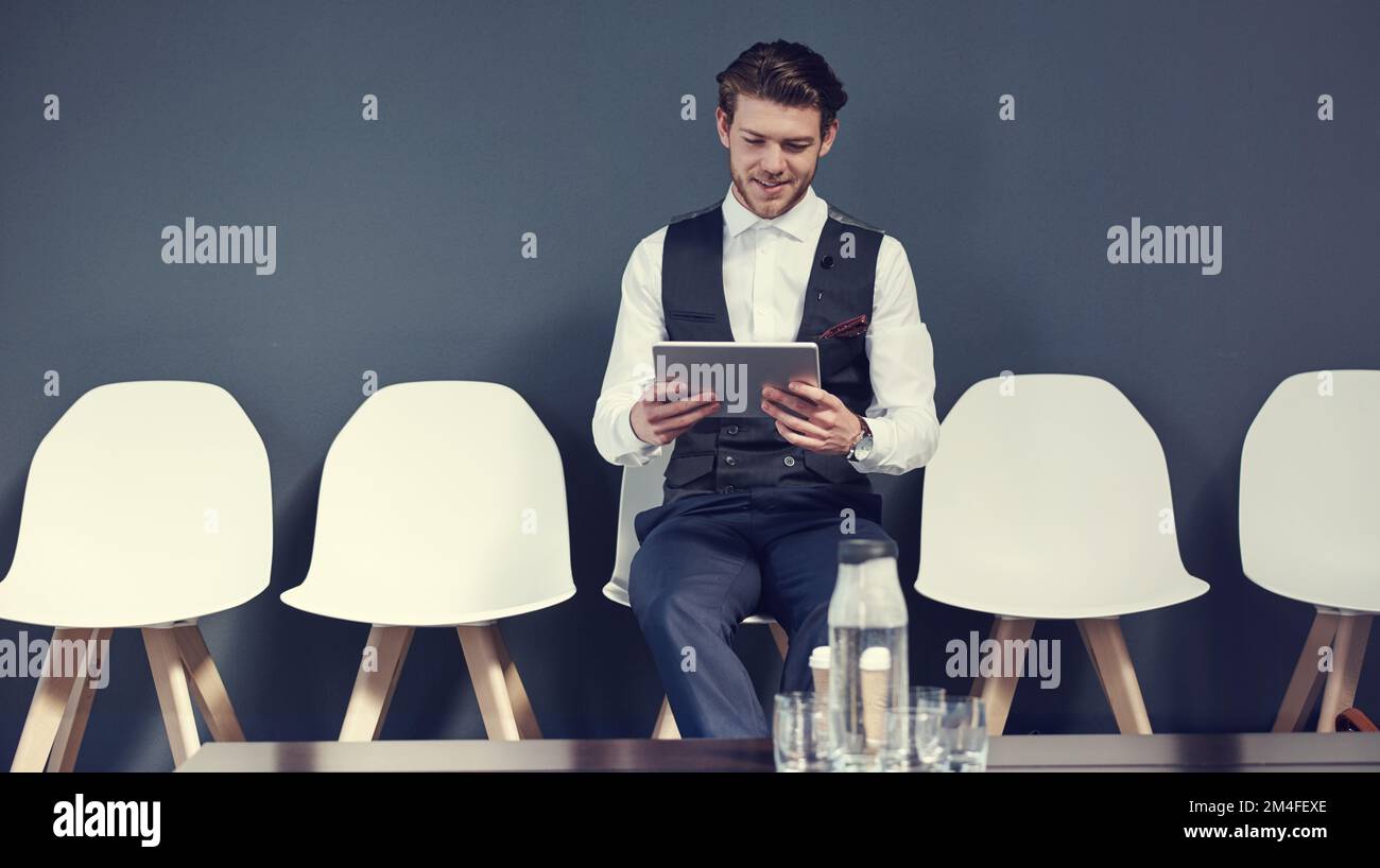 Interview connection hi-res stock photography and images - Alamy