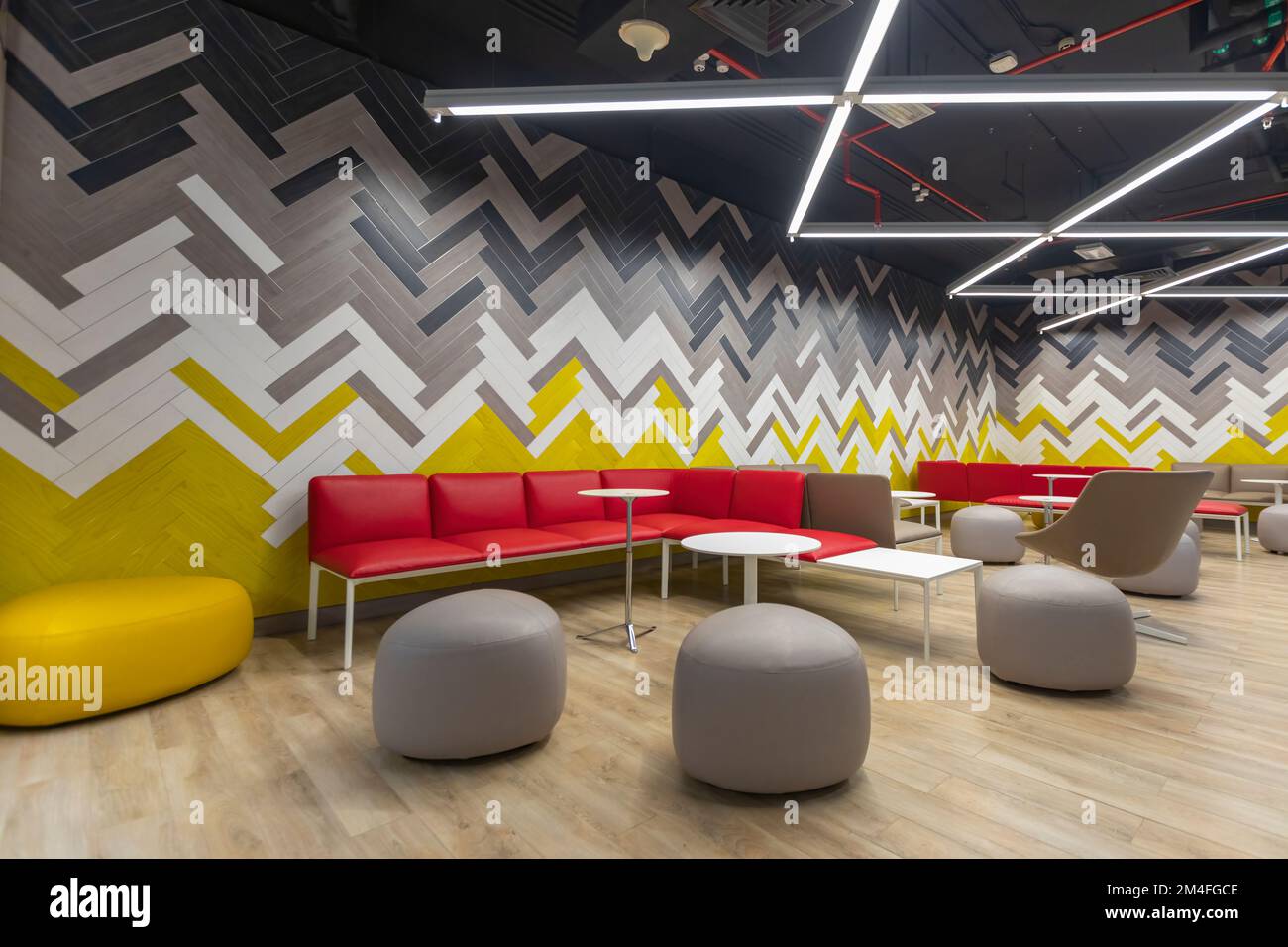 Modern Recreation facilities and Cafe with TV and Tea Coffee Station ...