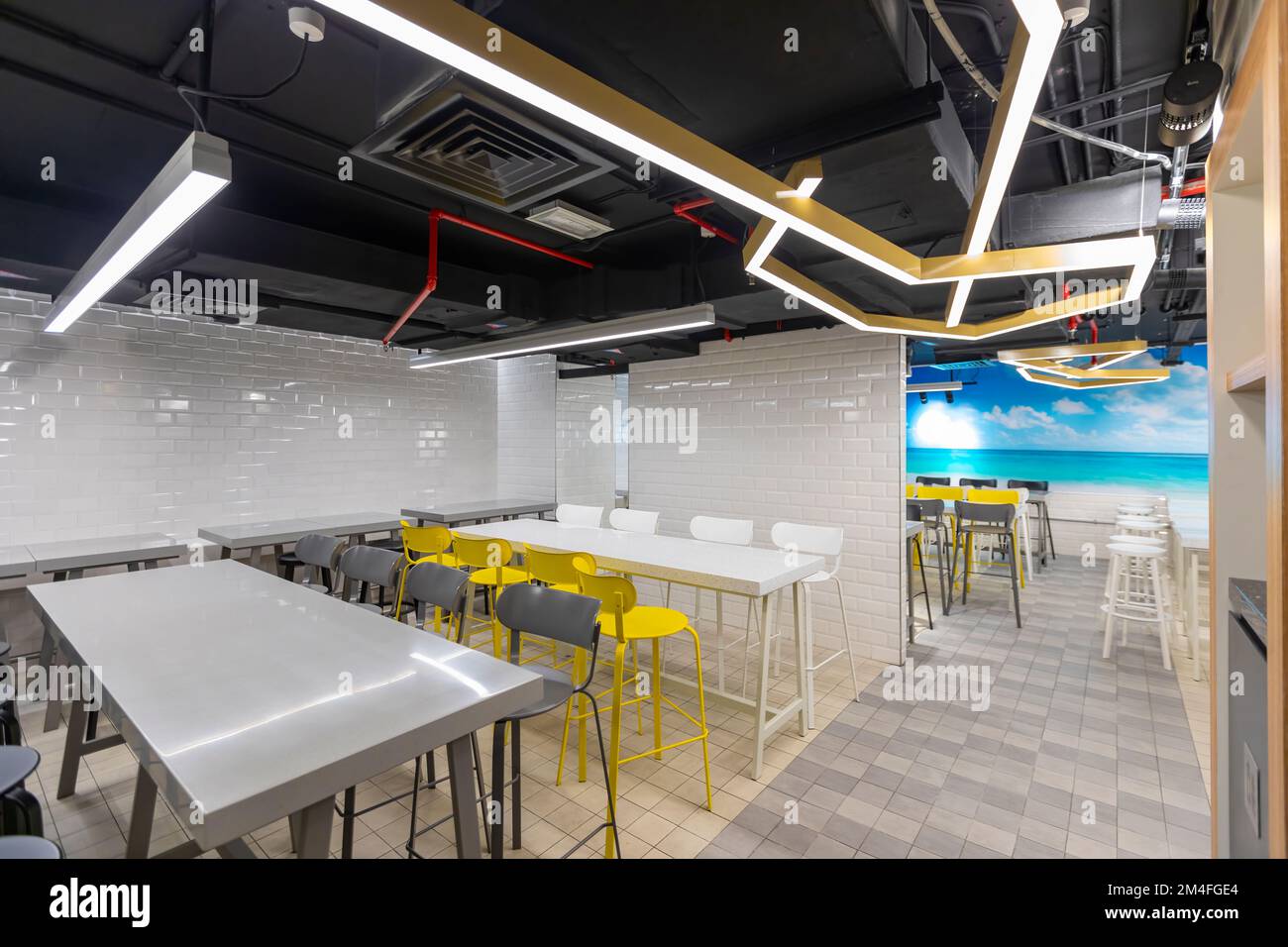 Modern Recreation facilities and Cafe with TV and Tea Coffee Station ...