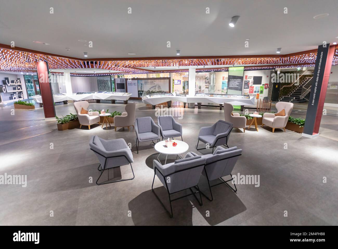 Modern office lobby ceiling hi-res stock photography and images - Alamy