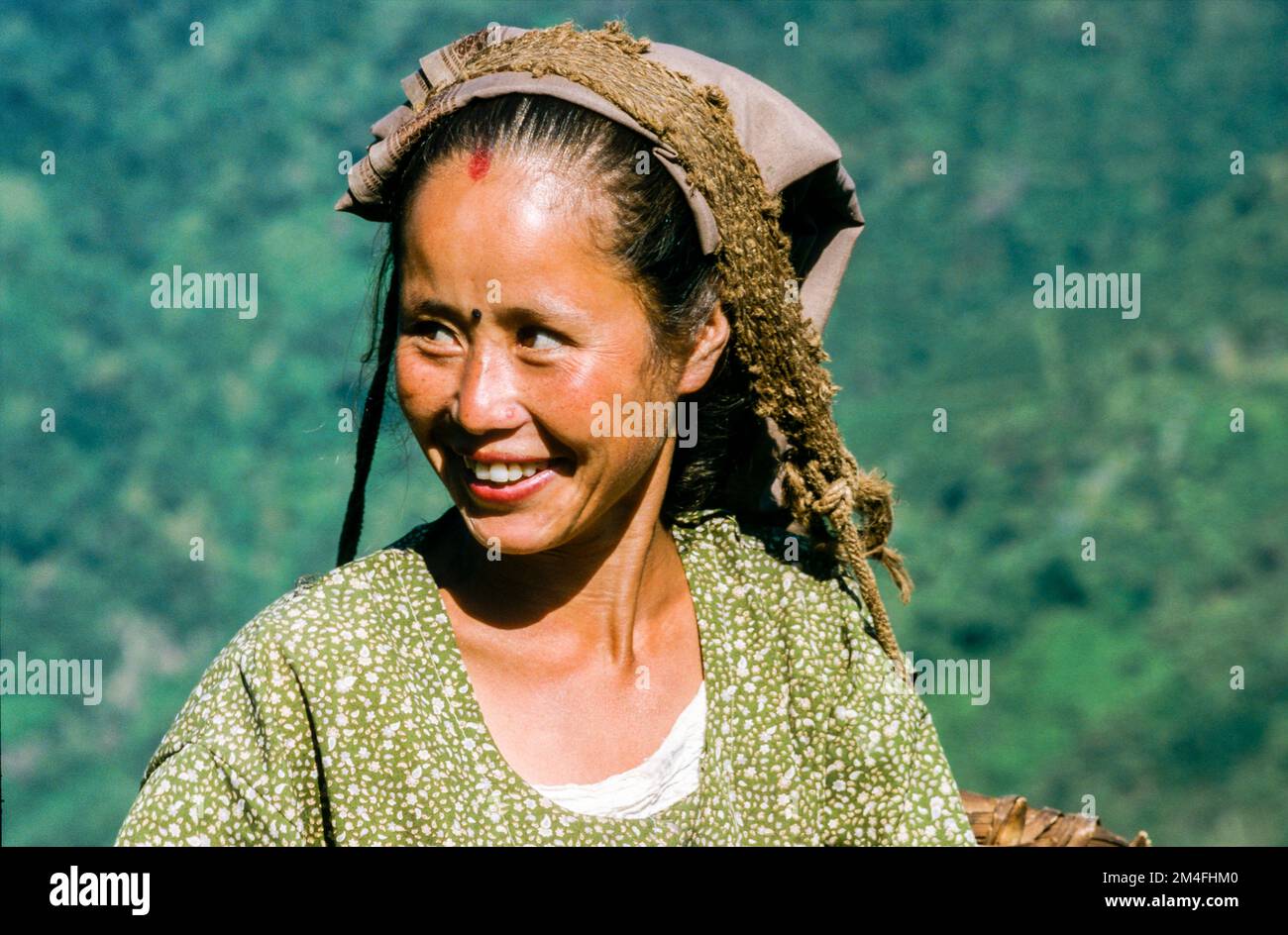 Darjeeling working women hi-res stock photography and images - Alamy