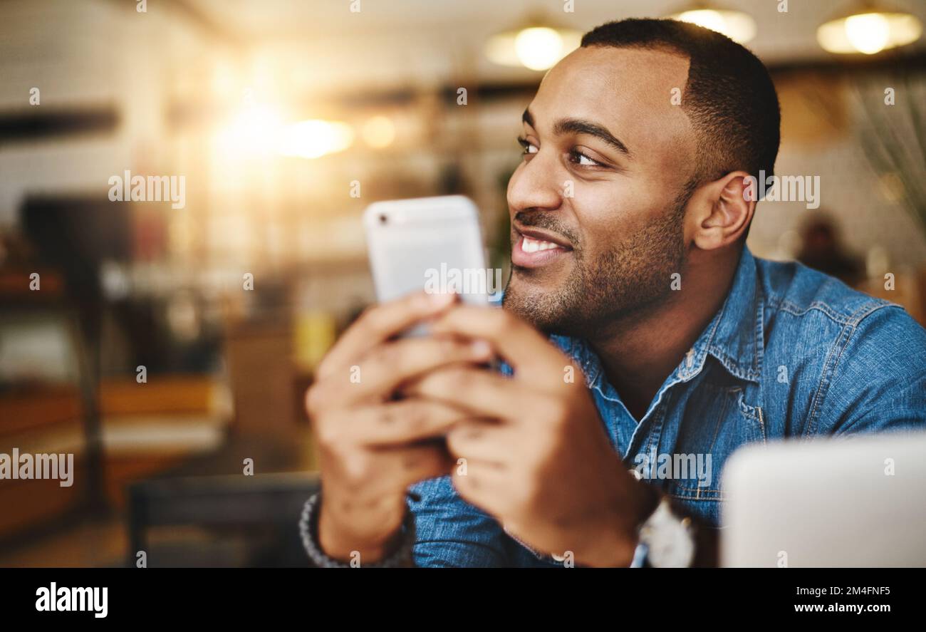 Social connections hi-res stock photography and images - Alamy