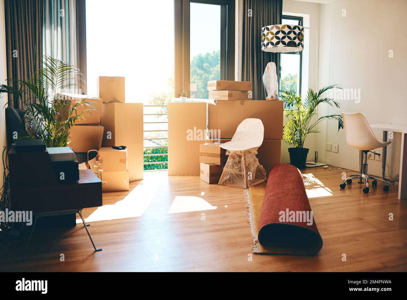 Moving room hi-res stock photography and images - Alamy
