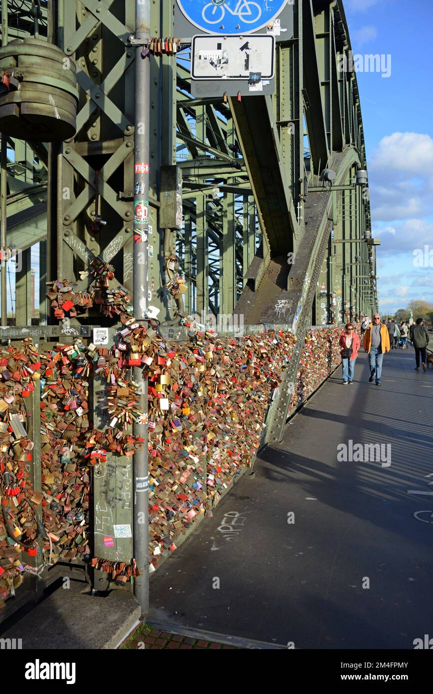 "Love Locks", padlocks fixed by couples to Hohenzollern Bridge, who ...