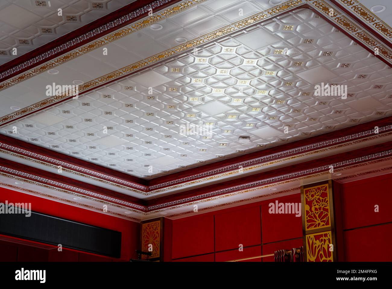 Old-fashioned decoration style conference hall ceiling Stock Photo - Alamy