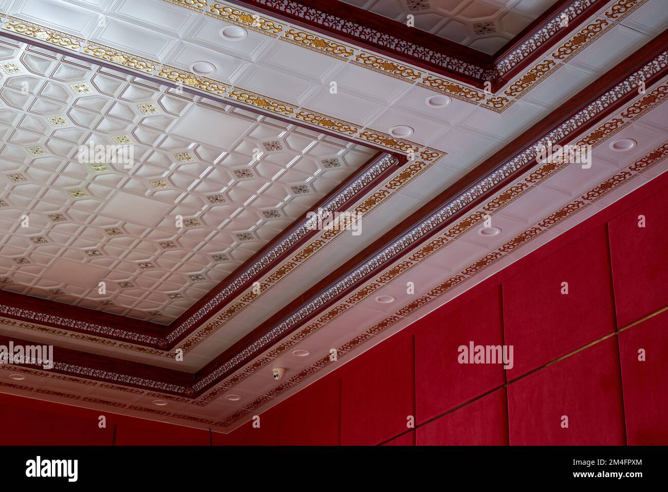 Old-fashioned decoration style conference hall ceiling Stock Photo - Alamy