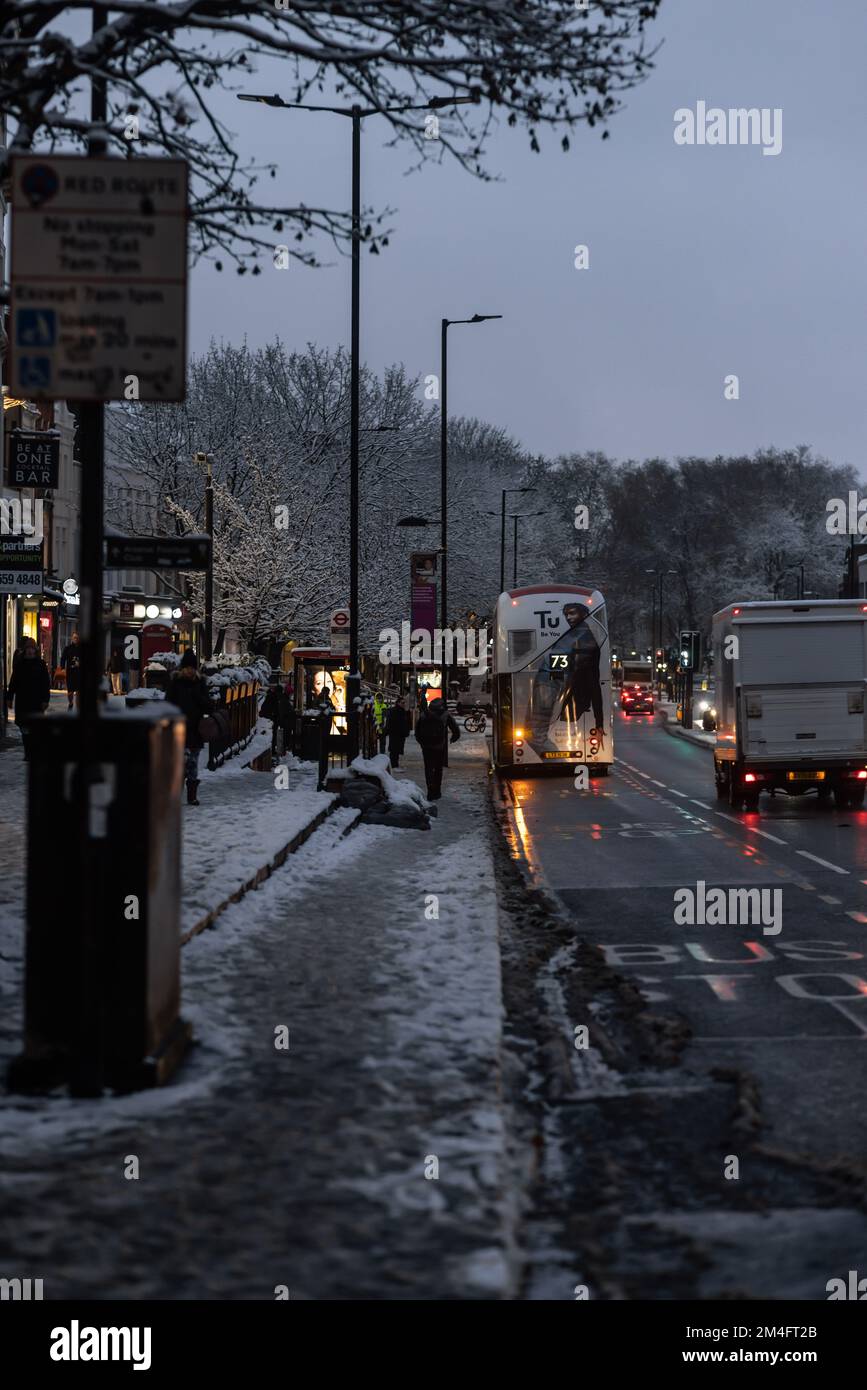 Bus stops in snow hi-res stock photography and images - Alamy