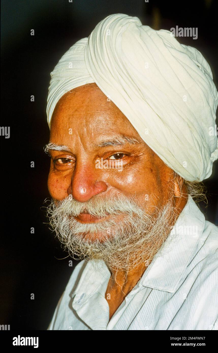 Sikhs are famous for their big turbans Stock Photo - Alamy