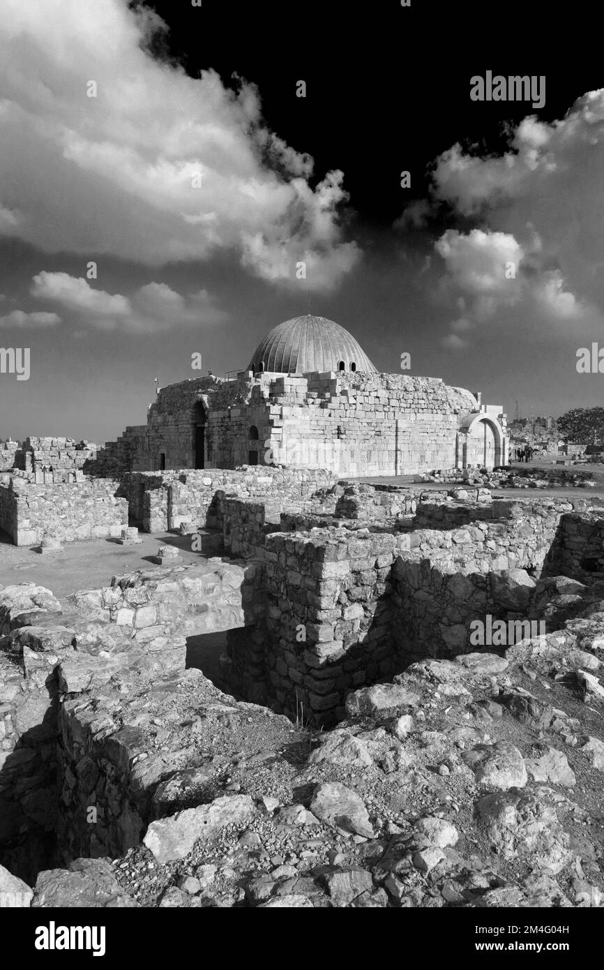 View over the Monumental Gateway in the Citadel, Amman city, Jordan ...