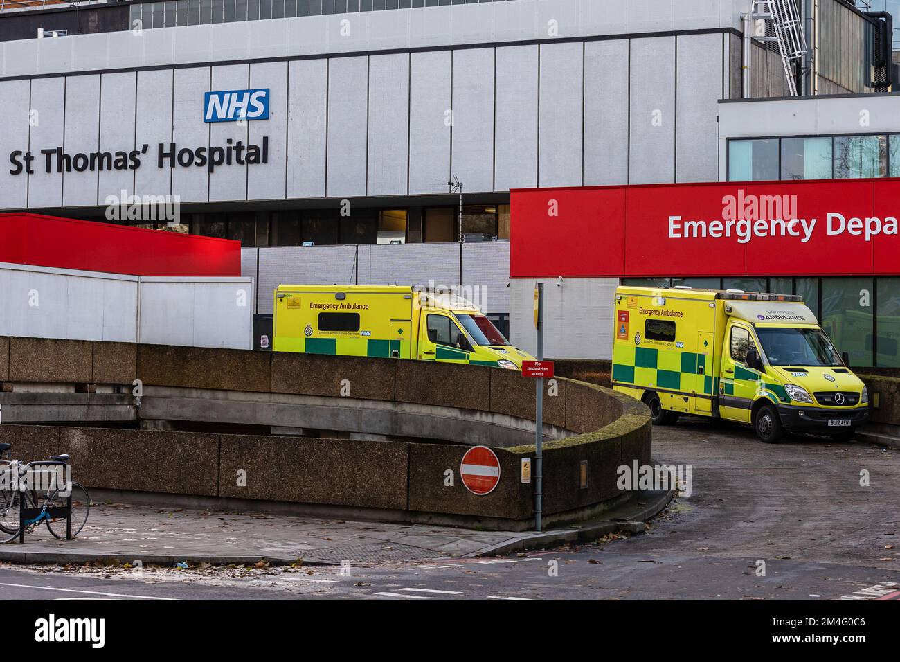 London, UK. 20th Dec, 2022. Ambulances belonging to the London ...