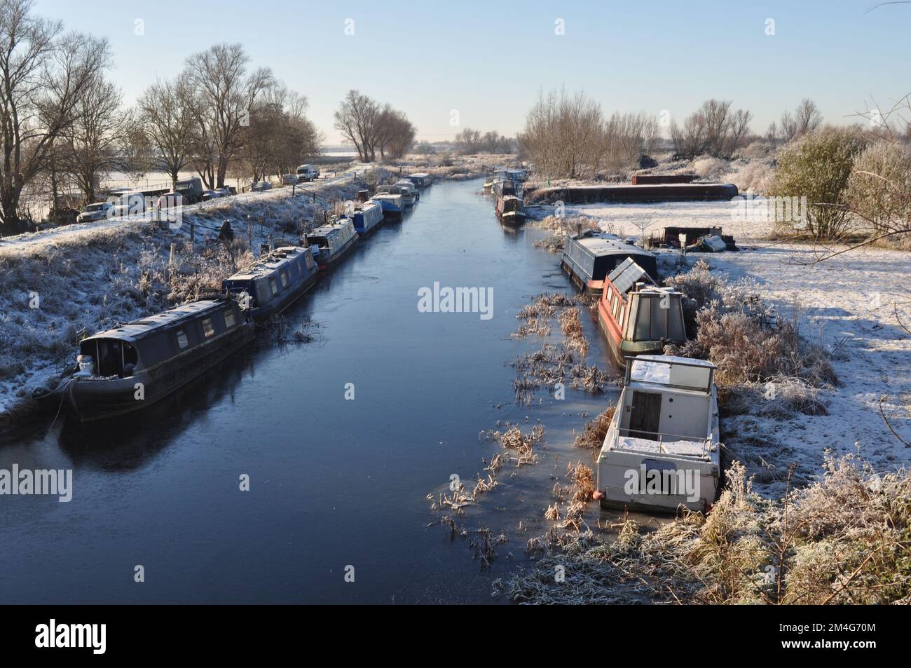 The Old West River at Stretham, Cambridgeshire Fens, England UK Stock ...