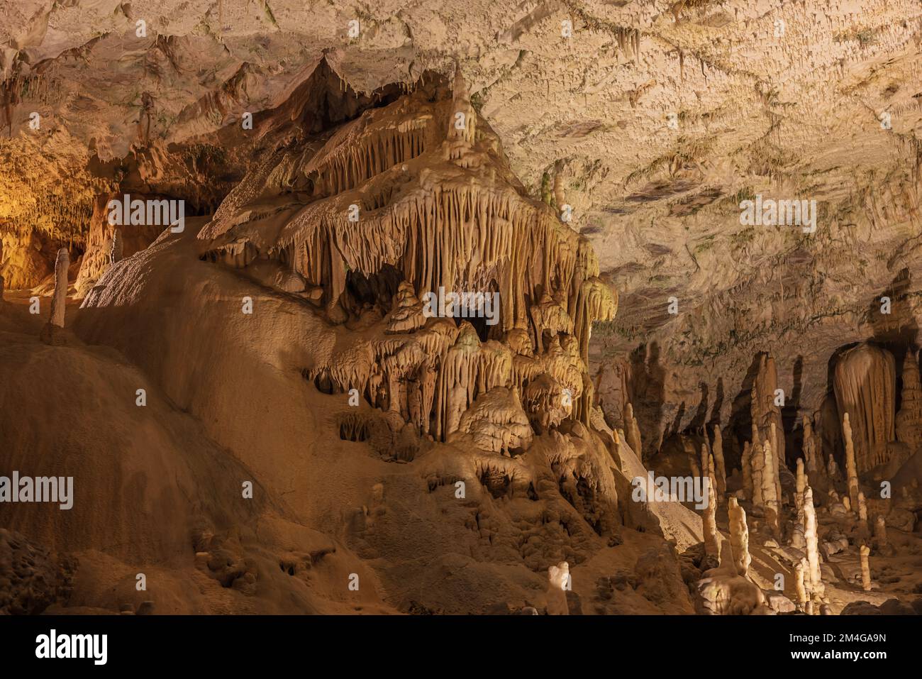Stalactites hanging in the cave hi-res stock photography and images - Alamy