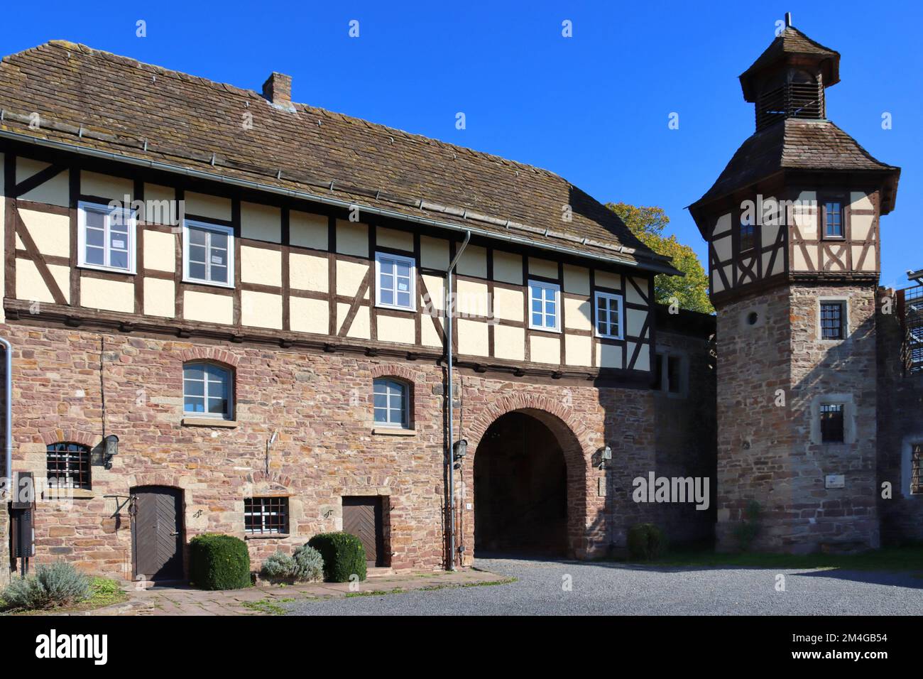 Wuelmersen moated castle, estate Wuelmersen, Germany, Hesse ...