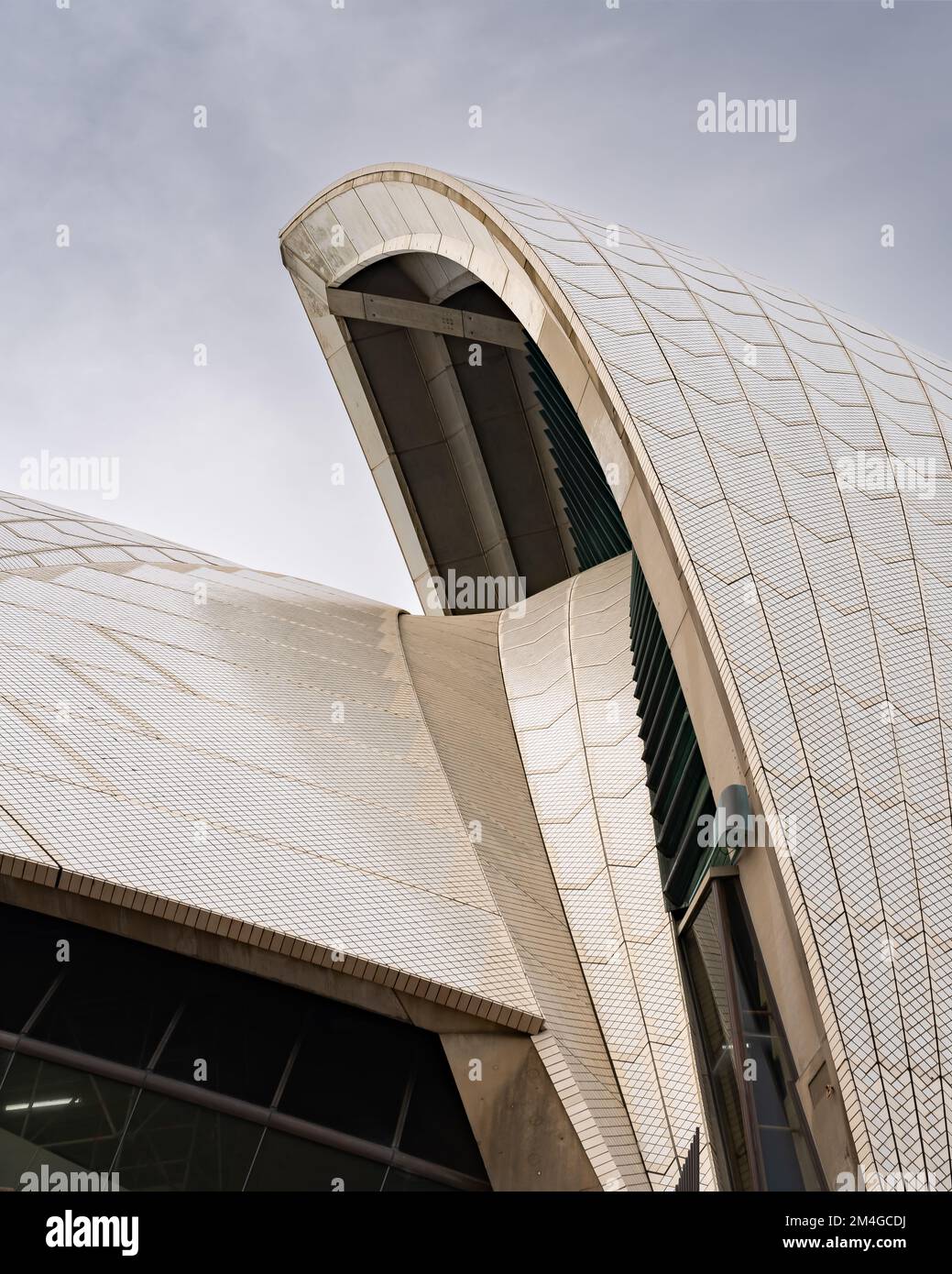 Sydney Opera House sails on a clear summer evening in Sydney, Australia ...