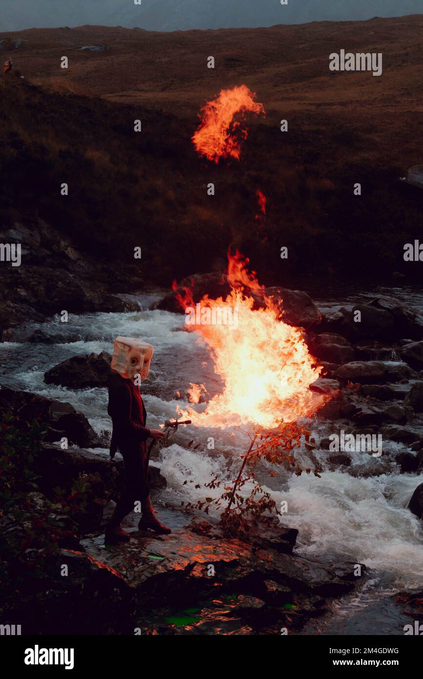 Scotland, UK. 25th October 2021. A person posing as Boris Johnson and ...