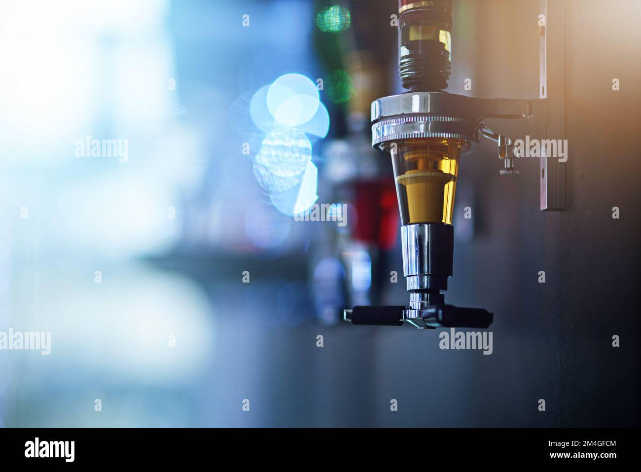 Cocktail shot measure hi-res stock photography and images - Alamy