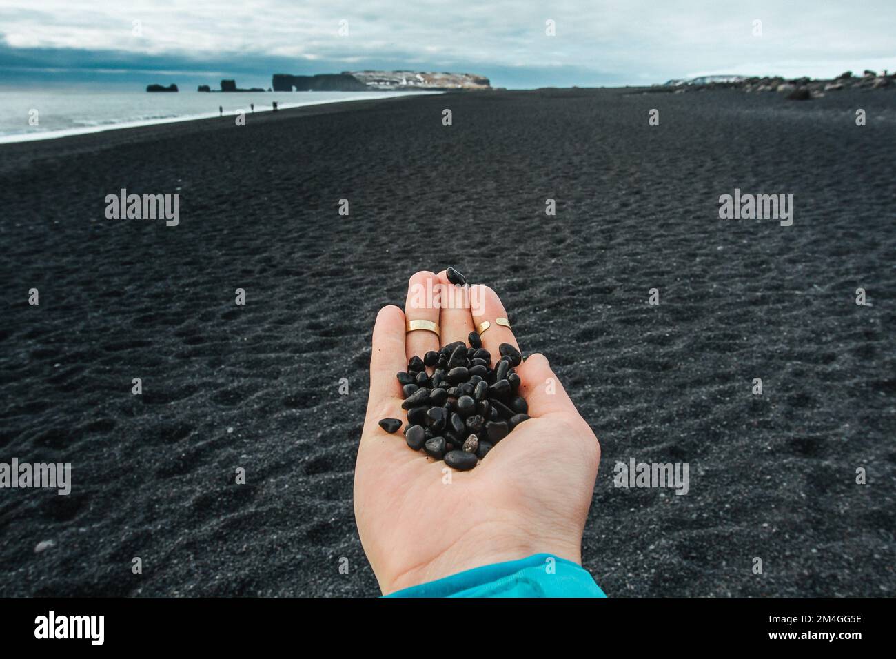Handful of pebbles hi-res stock photography and images - Alamy