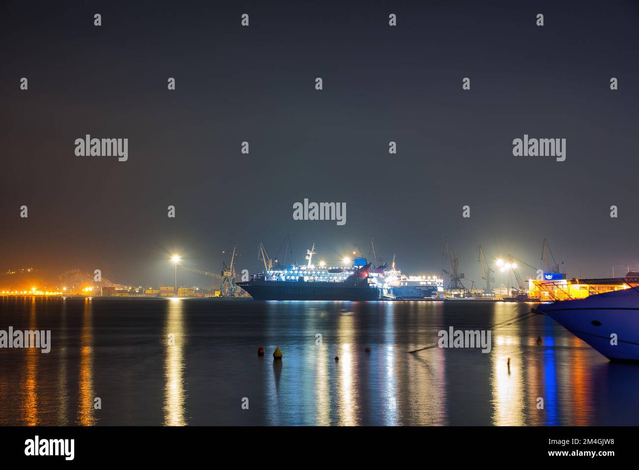 Container ship docked port night hi-res stock photography and images ...