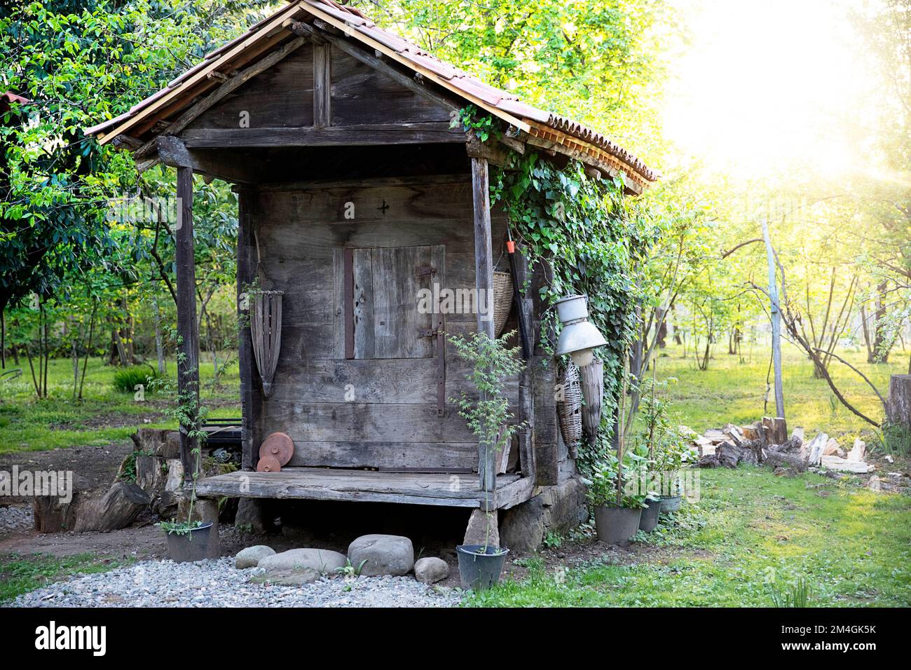 Farming agriculture hut huts hi-res stock photography and images - Alamy