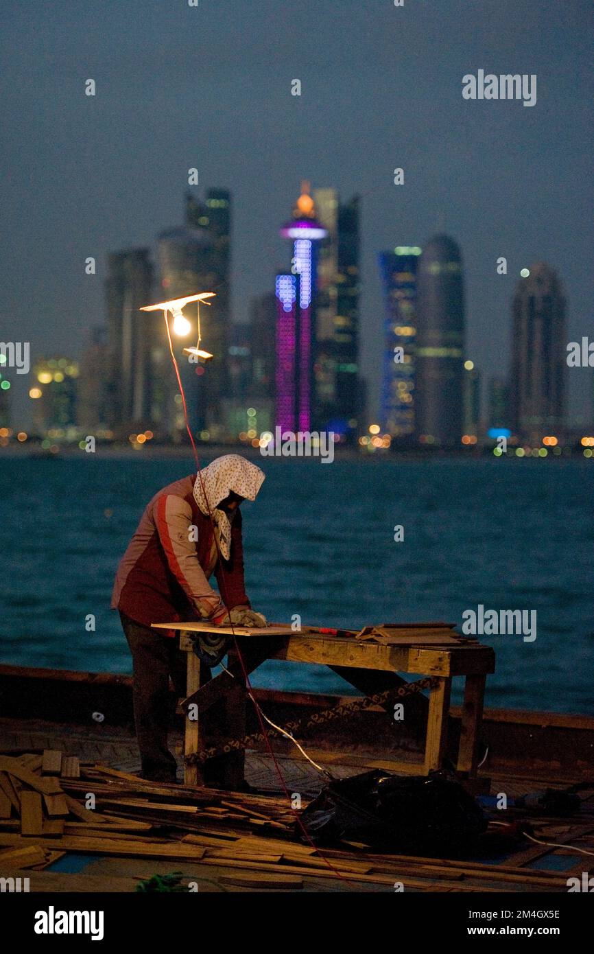 Qatar, Doha, immigrant worker Stock Photo - Alamy