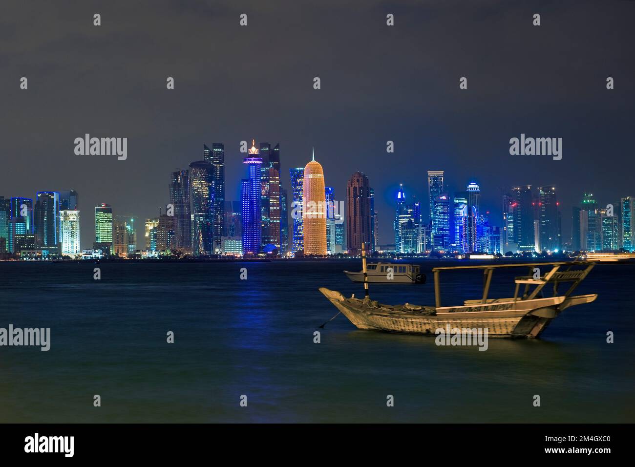 Qatar, Doha, skyline Stock Photo - Alamy