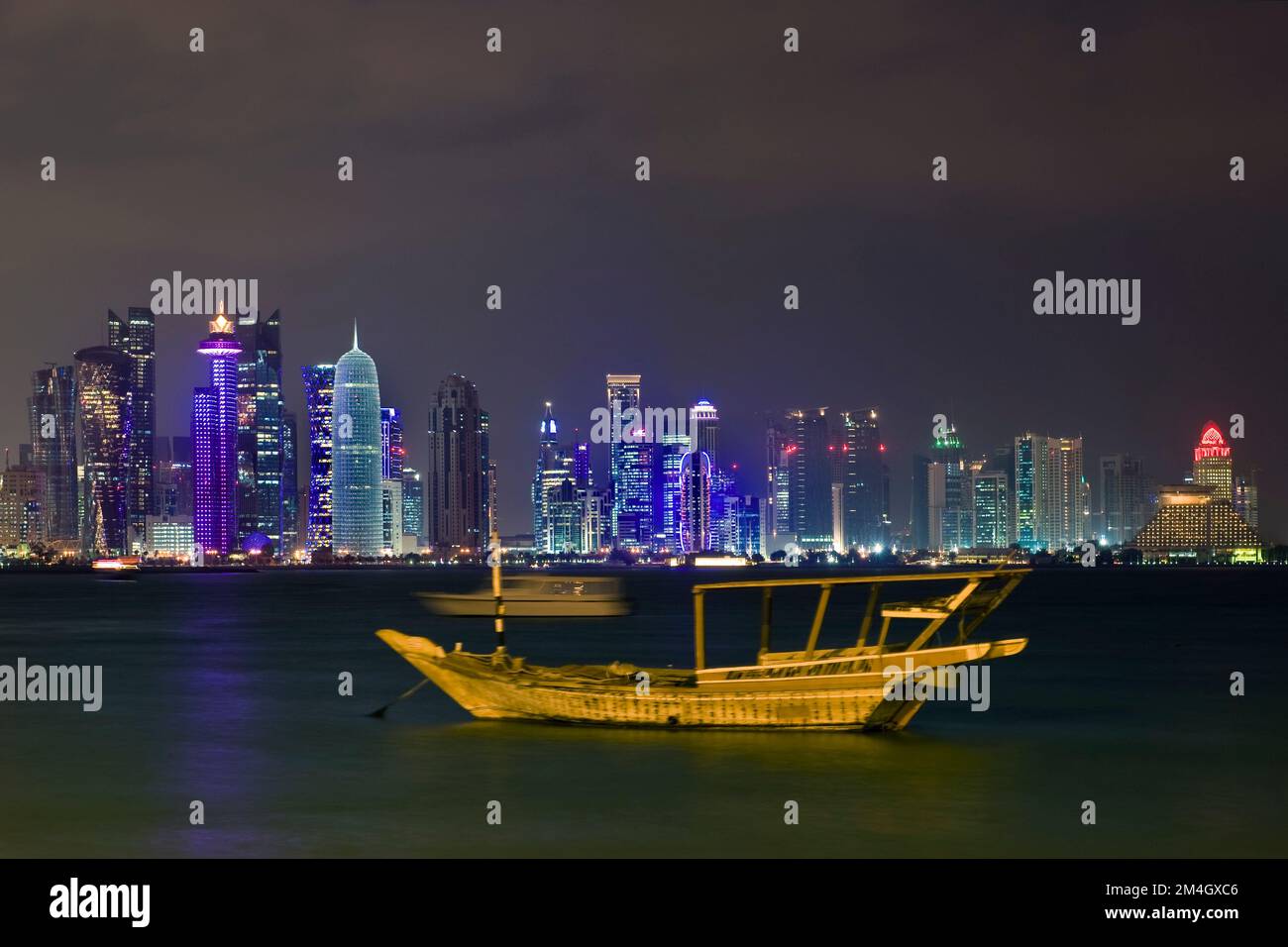 Qatar, Doha, skyline Stock Photo - Alamy
