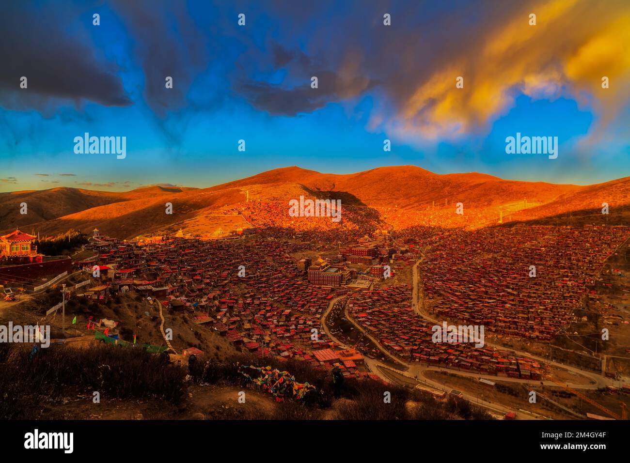 (FILE) The Wuming Buddhist Institute of Serdar Larong Temple in Garze ...