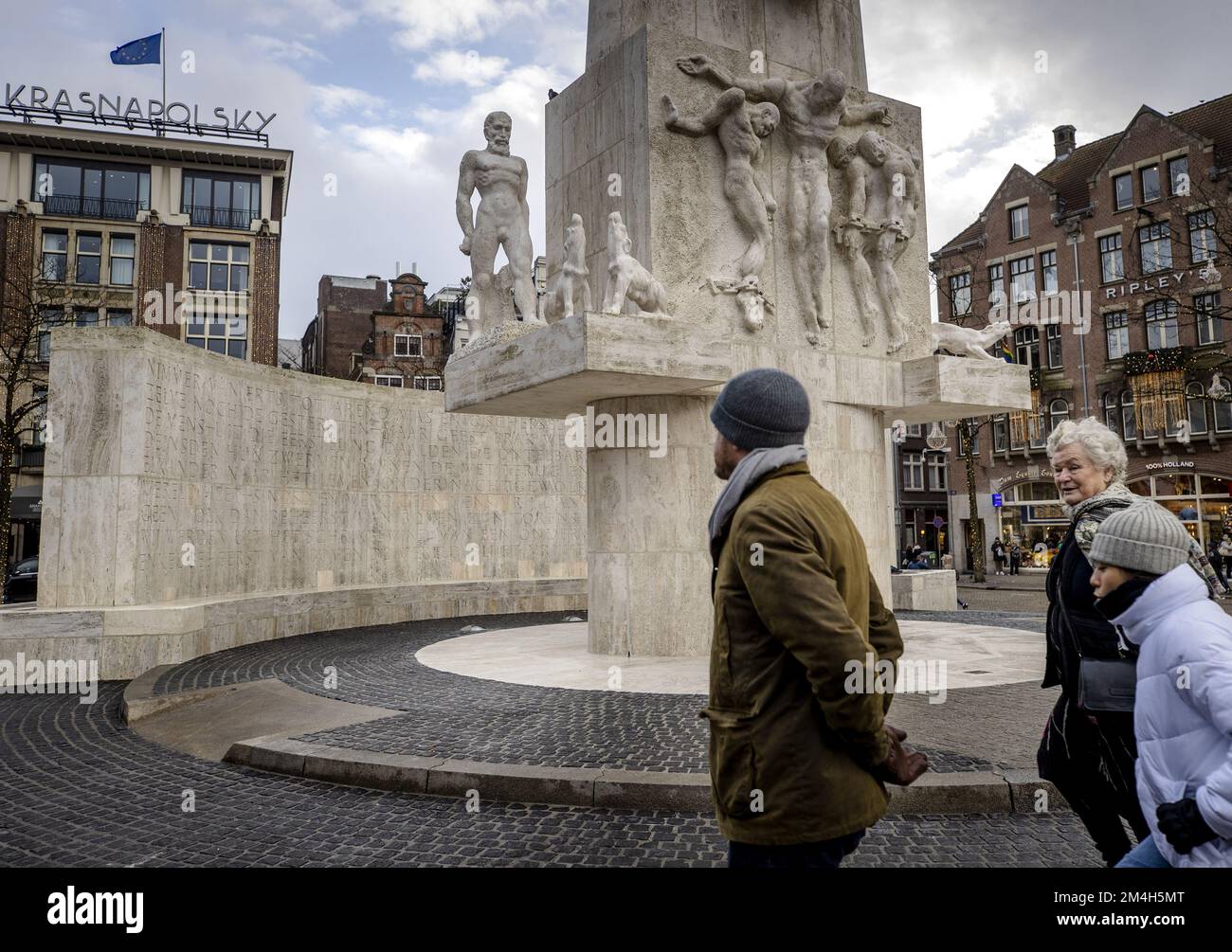 AMSTERDAM - The National Monument on Dam Square has been fully restored ...