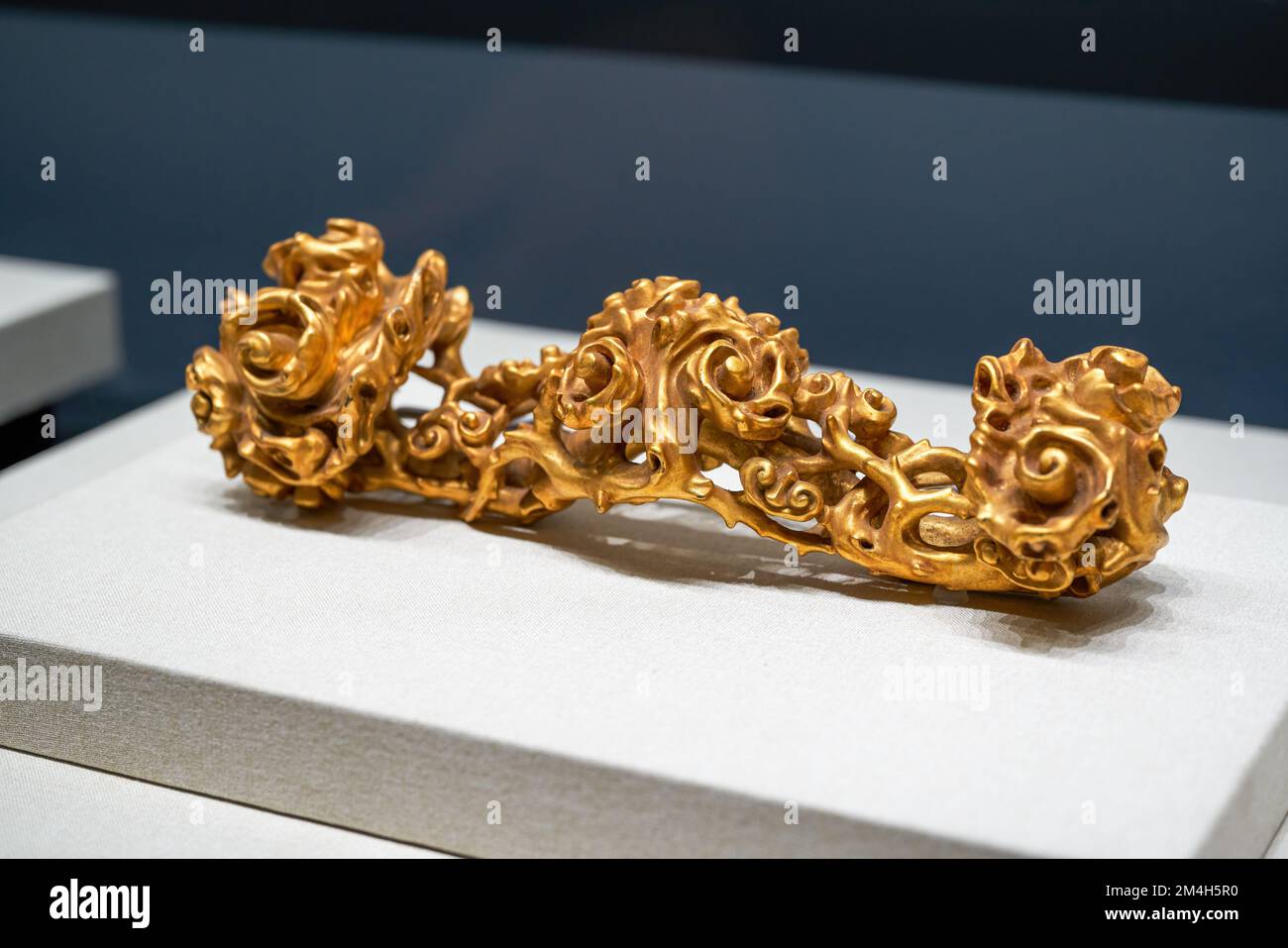 Ruyi hi-res stock photography and images - Alamy