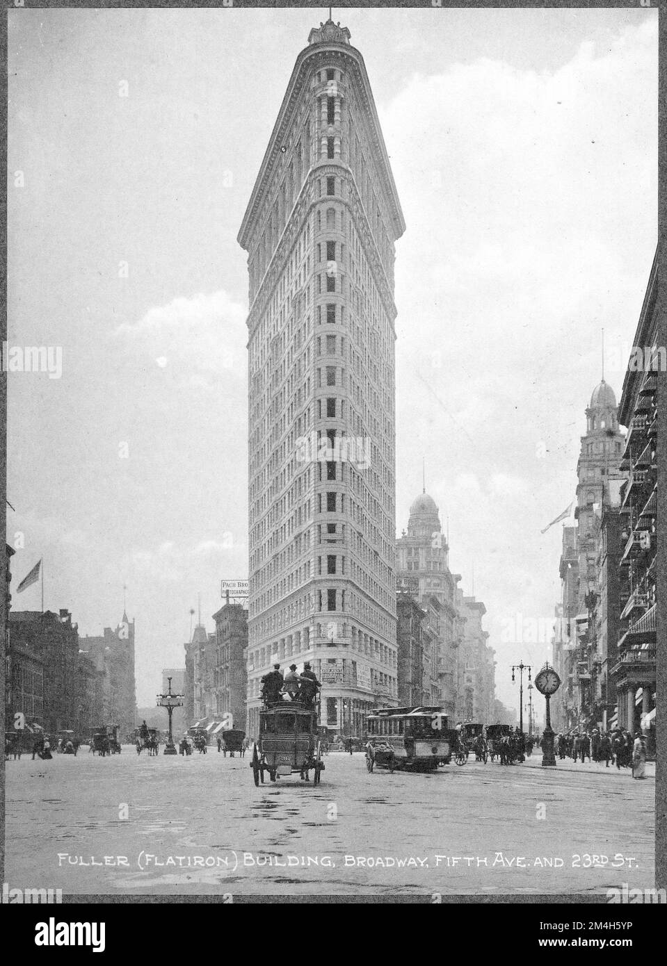 Adolph Wittemann - Flatiron Tower - Fuller Building - 1902 Stock Photo ...