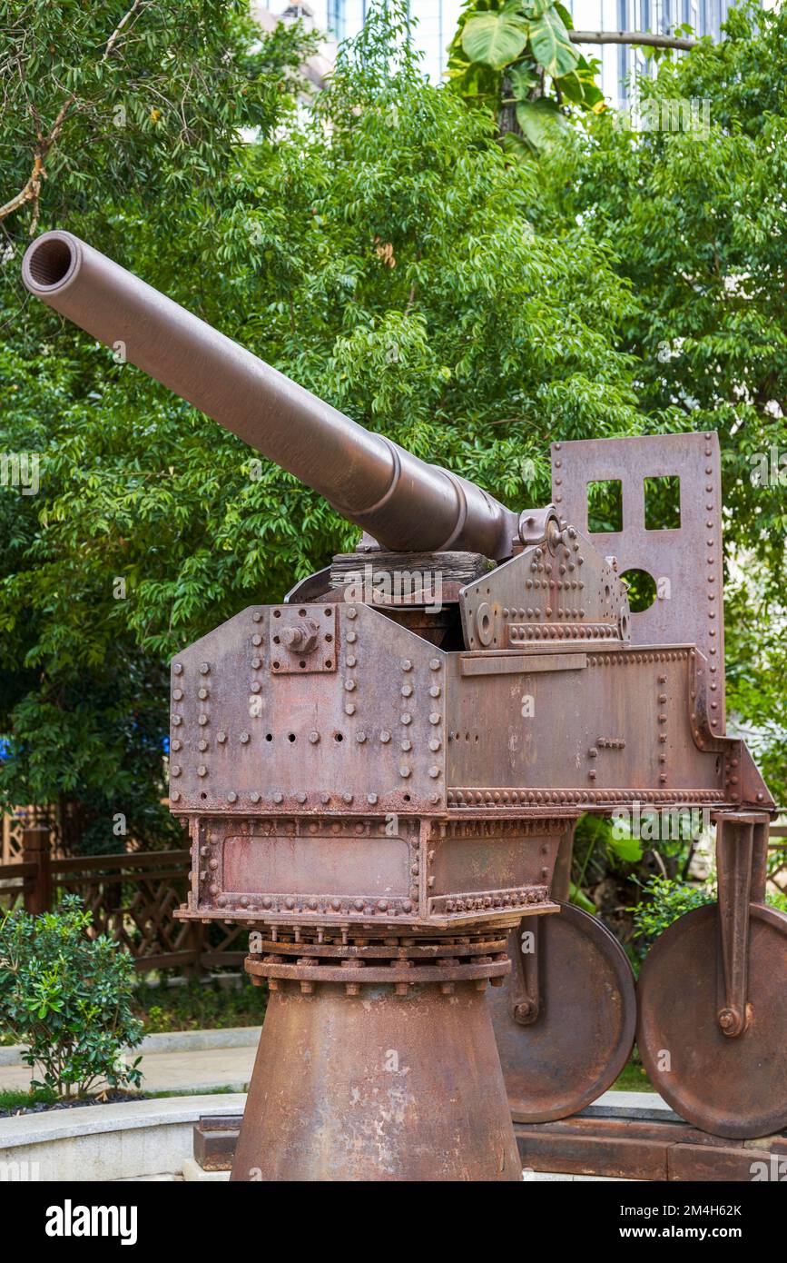 Modern Cannon Weapon