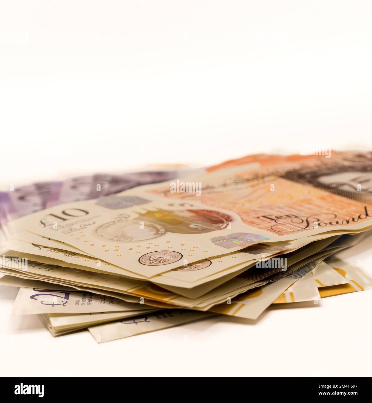 Pile tenners hi-res stock photography and images - Alamy