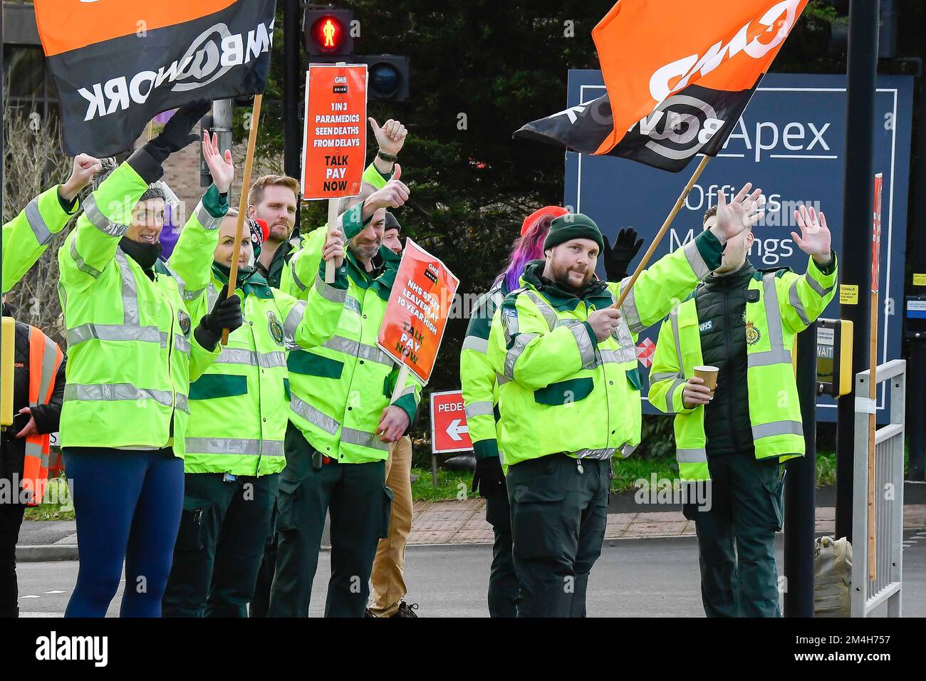 Plymouth, Devon, UK. 21st December 2022. GMB Union NHS Ambulance ...