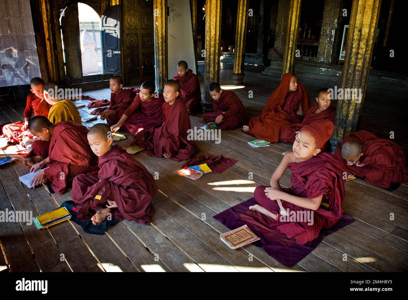 Myanmar, Heho Monastery, daily life Stock Photo - Alamy