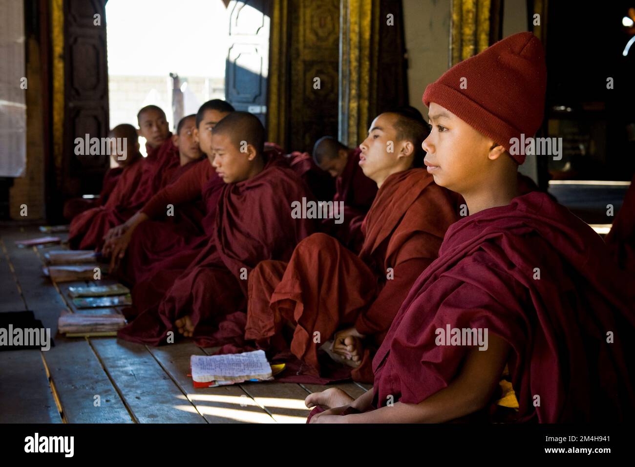 Myanmar, Heho Monastery, daily life Stock Photo - Alamy